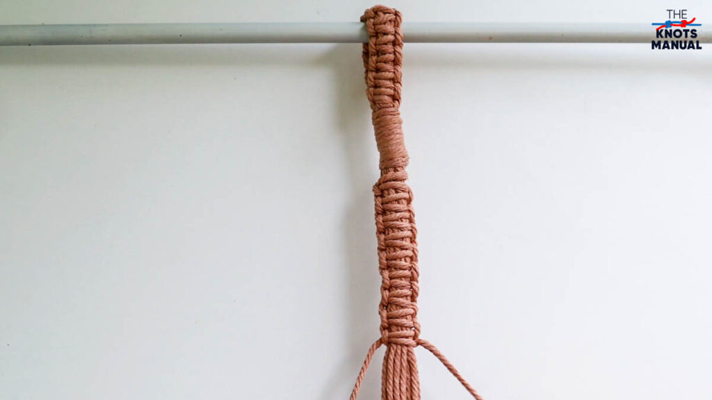 Macrame Plant Pot Hanger Free DIY Pattern (For Beginners)