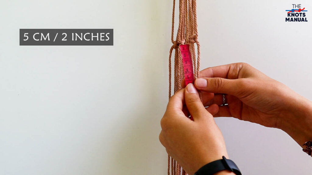 Macrame Plant Pot Hanger Free DIY Pattern (For Beginners)